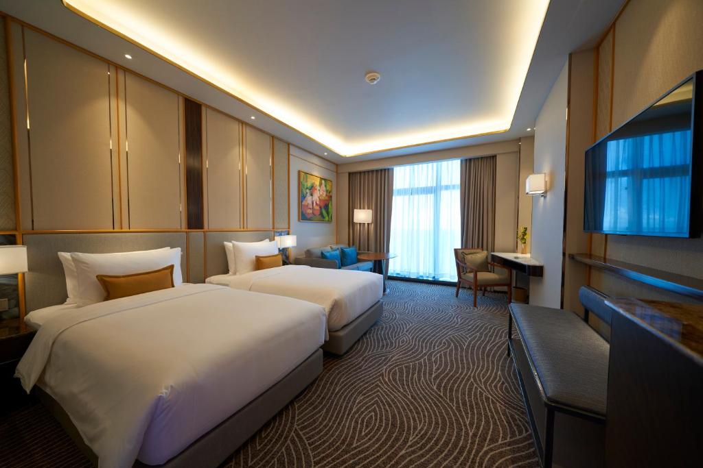 Best Price on Fili Hotel - NUSTAR Resort & Casino Cebu in Cebu + Reviews!