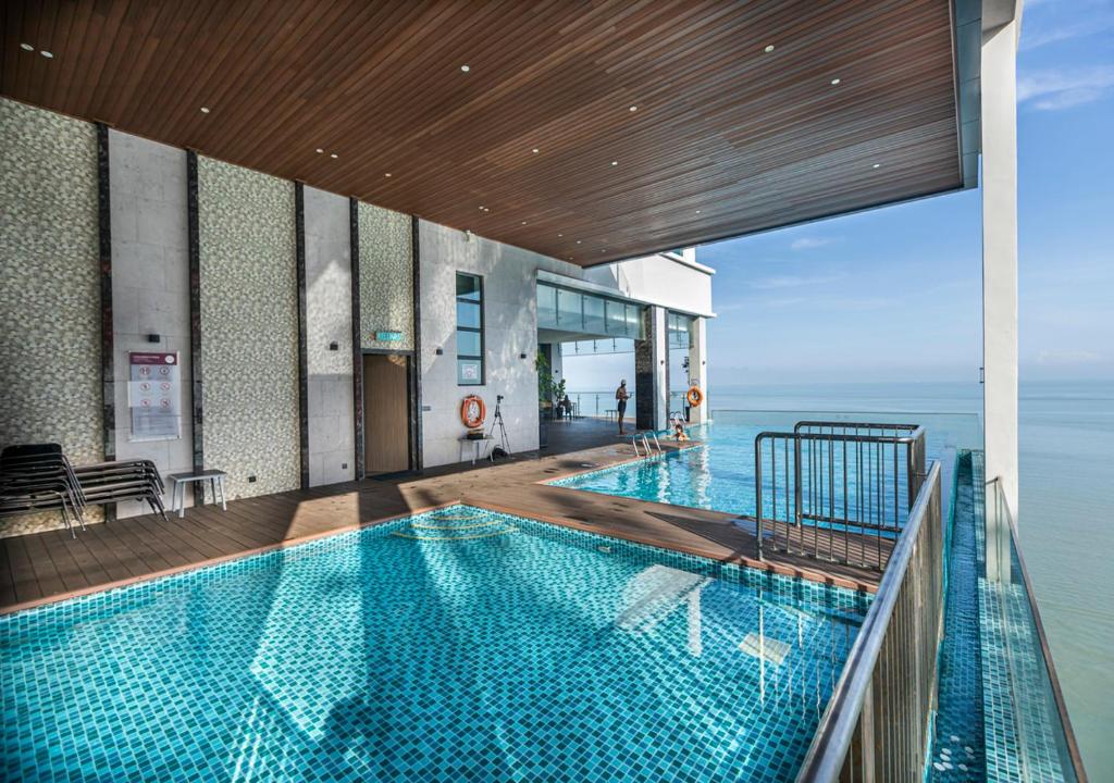 Hompton by the Beach Penang - 2025 Exclusive Deals