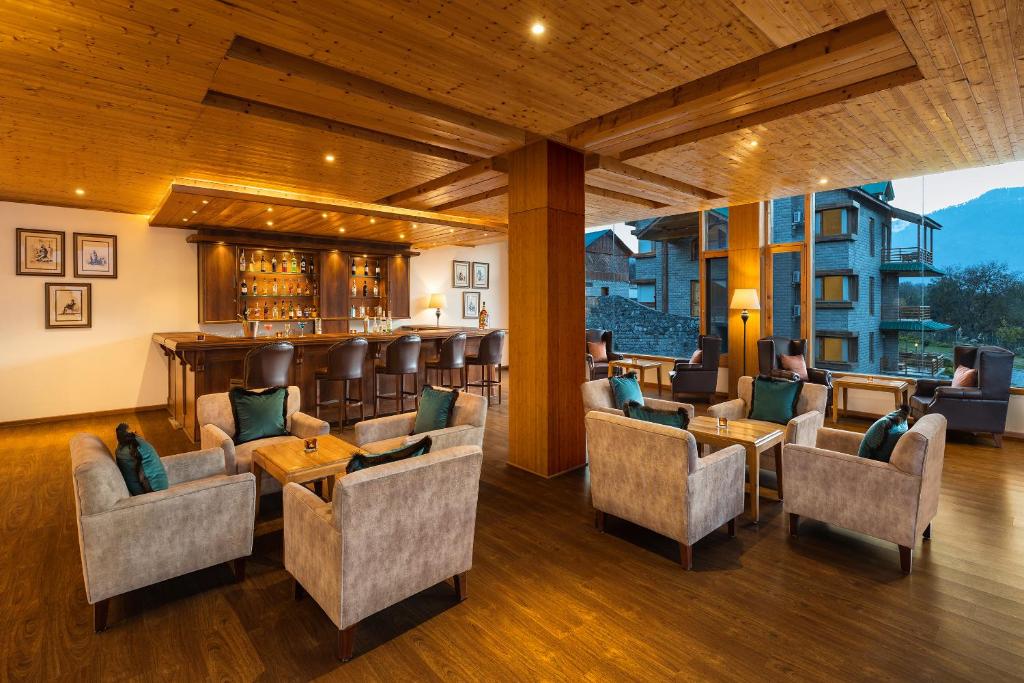 Baragarh Resort & Spa, Manali- IHCL SeleQtions | Manali 2020 UPDATED ...
