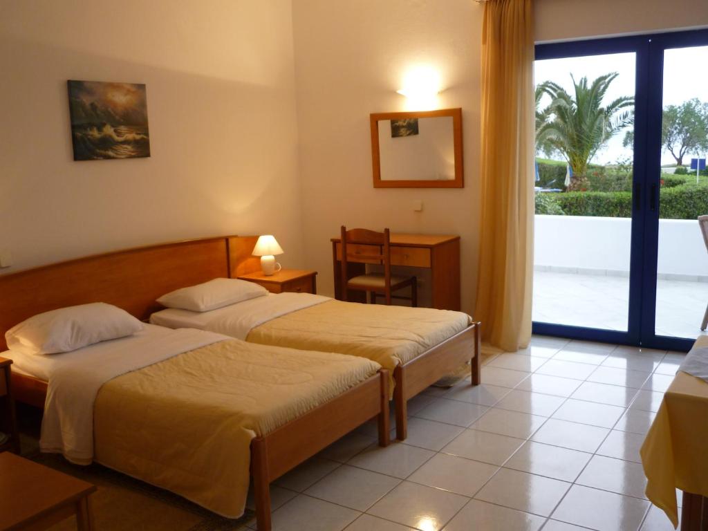 Hotel Oasis, Kyparissia | 2024 Updated Prices, Deals