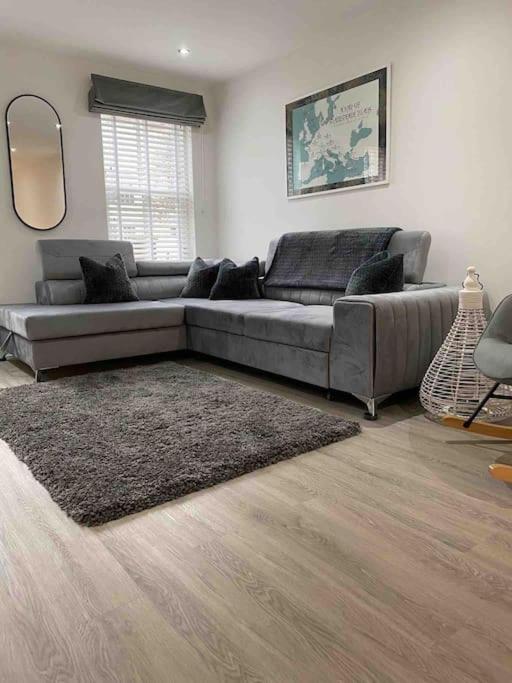Luxury Town centre apartment walking distance to RSC theatre ...