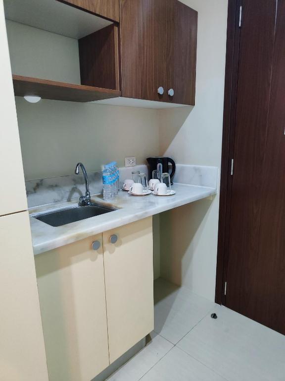 G Square Residences Serviced apartment (Manila) - Deals, Photos & Reviews