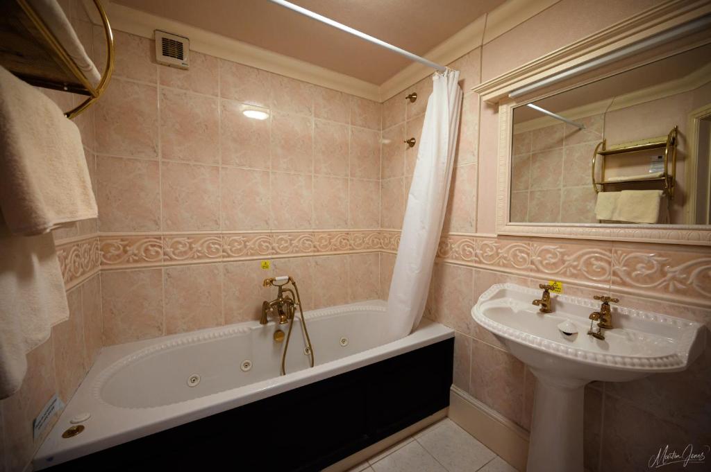 Old Rectory Hotel, Wem | 2024 Updated Prices, Deals