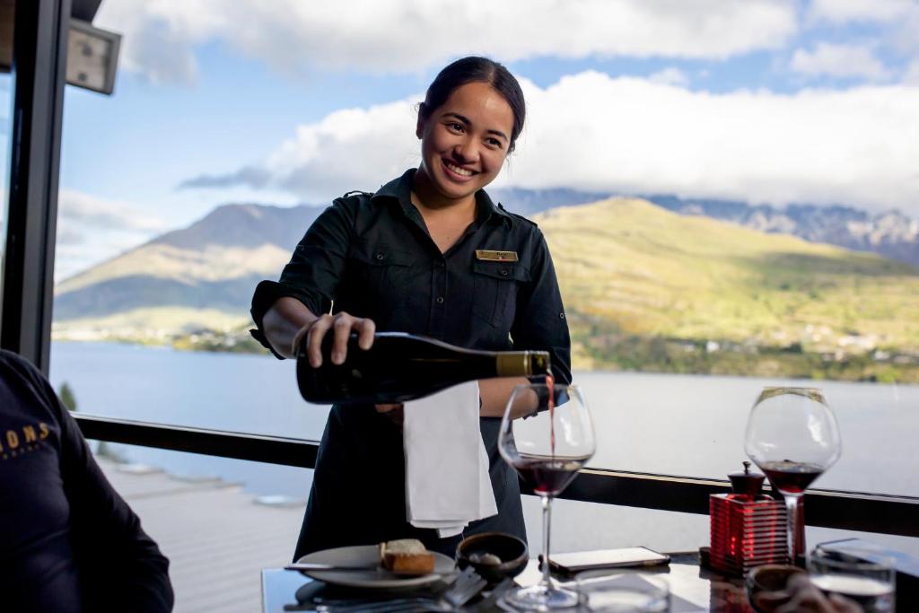 The Rees Hotel & Luxury Apartments in Queenstown - See 2023 Prices