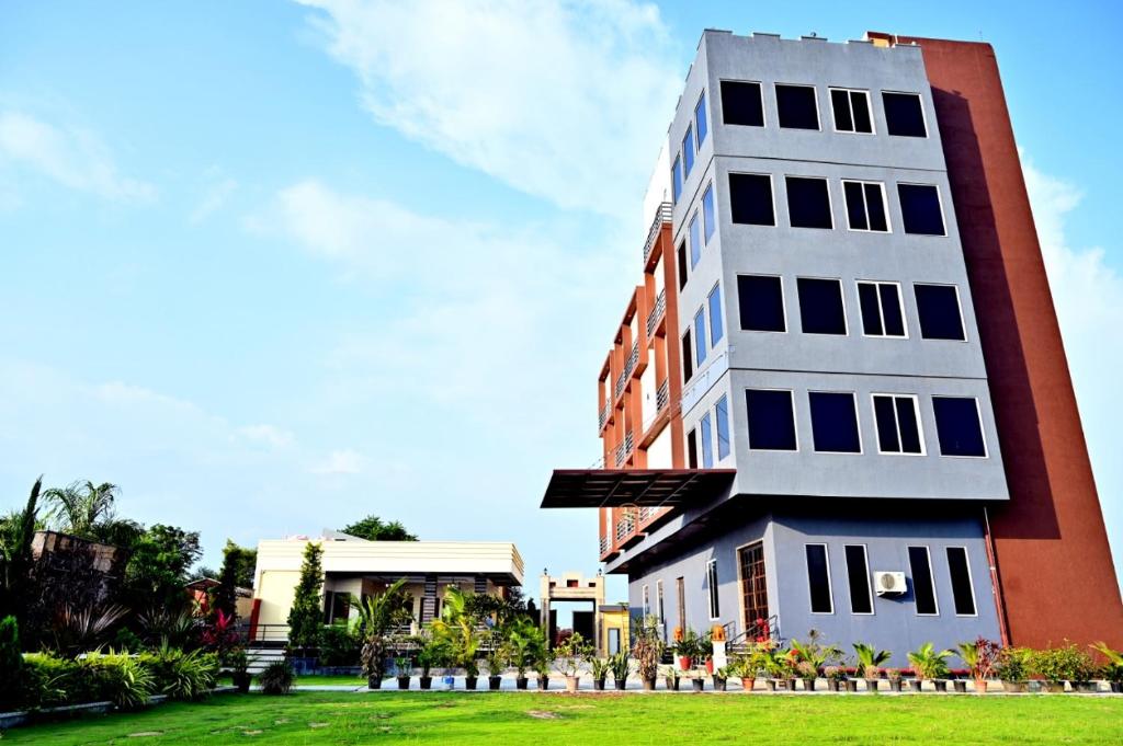 Shreenath Resort in Udaipur, India - reviews, prices | Planet of Hotels