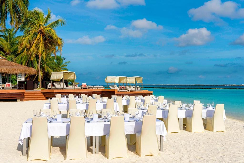 Sheraton Maldives Full Moon Resort & Spa, Maldive Islands | 2024 ...