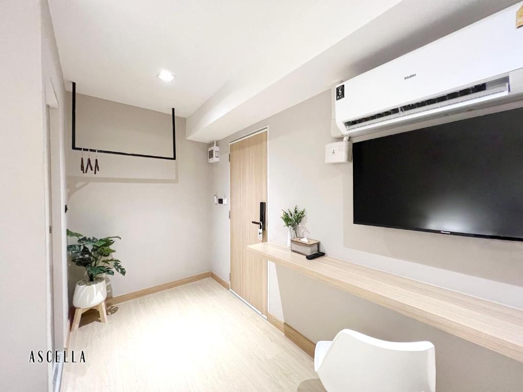 Best Price on Ascella Bangkok Hotel in Bangkok + Reviews!