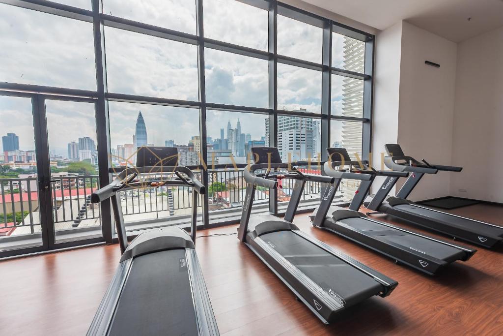 Chambers Premier Suites Kuala Lumpur Entire apartment - Deals, Photos ...