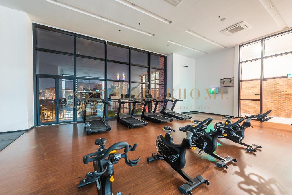 Chambers Premier Suites Kuala Lumpur Entire apartment - Deals, Photos ...