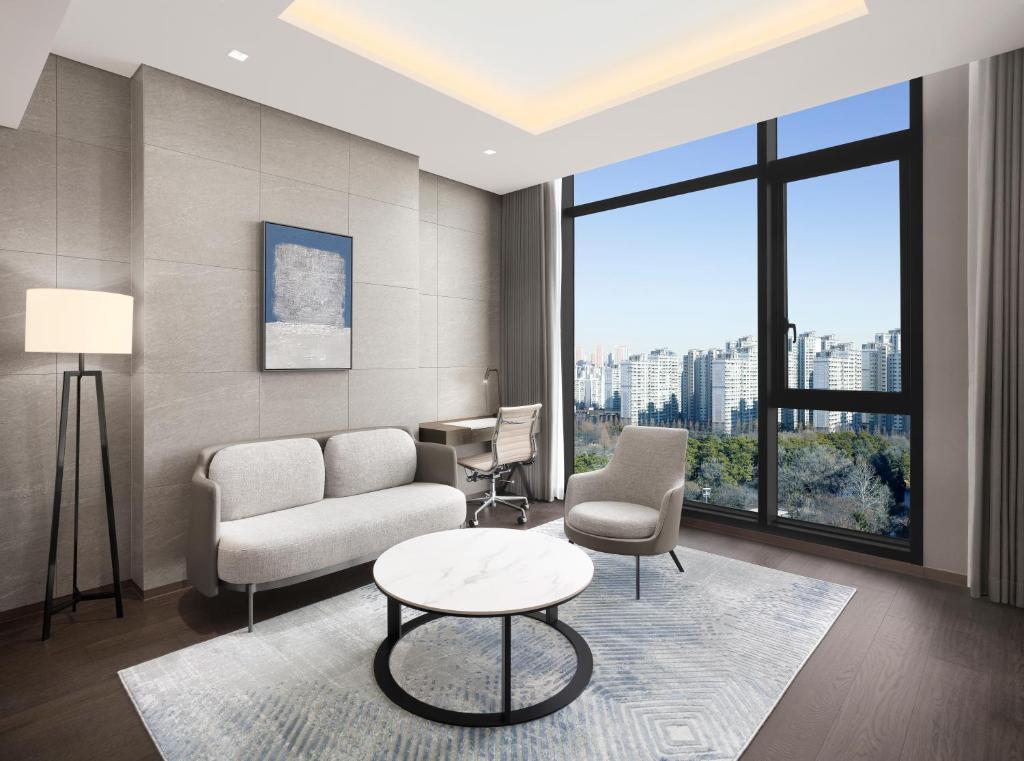 Four Points by Sheraton Suwon Hotel (Suwon-si) - Deals, Photos & Reviews