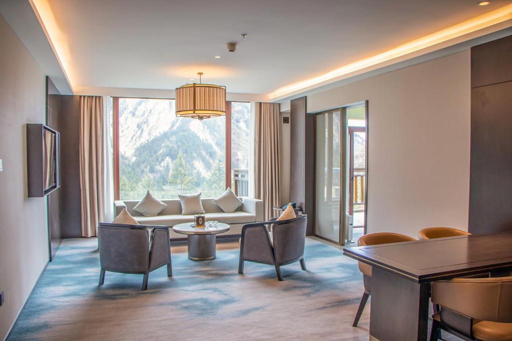 InterContinental Resort Jiuzhai Paradise, Jiuzhaigou | 2024 Updated ...