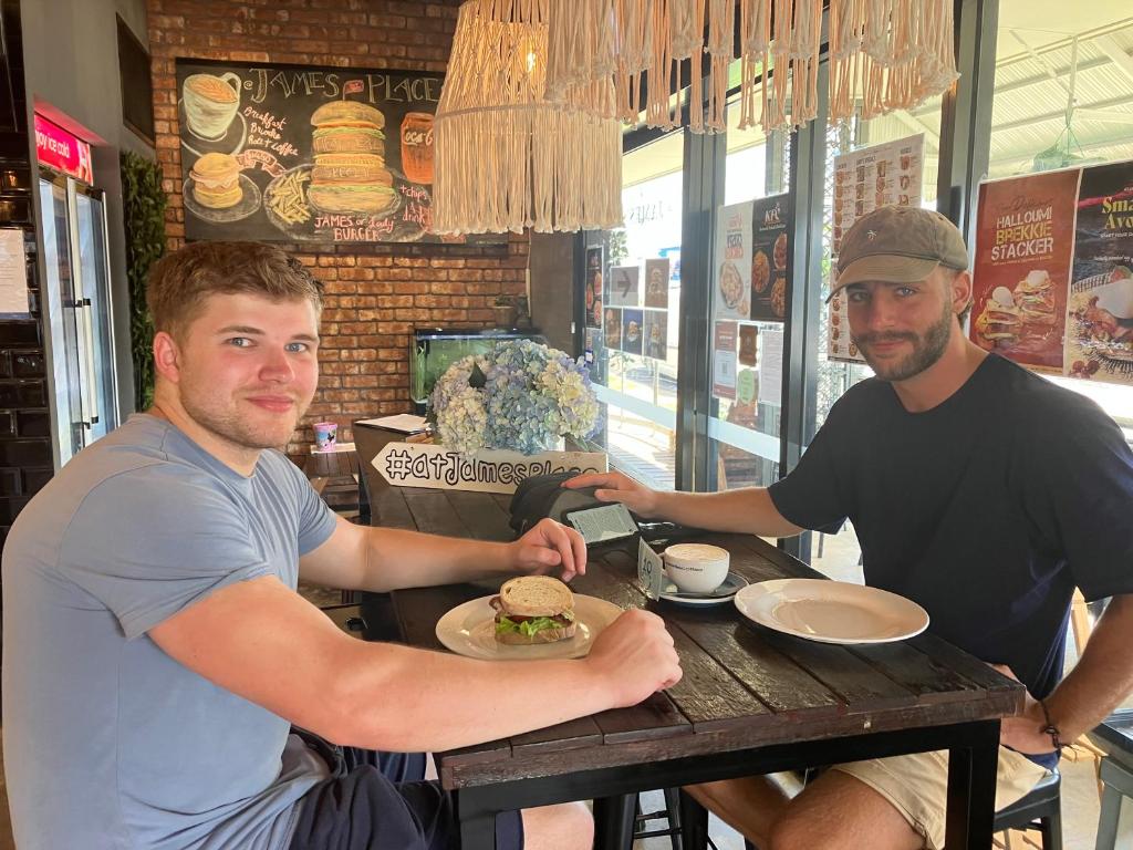 Tomato Backpackers Hostel (Bundaberg) - Deals, Photos & Reviews