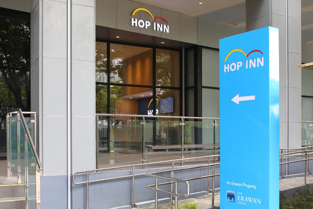Best Price on Hop Inn Hotel Cebu City in Cebu + Reviews!