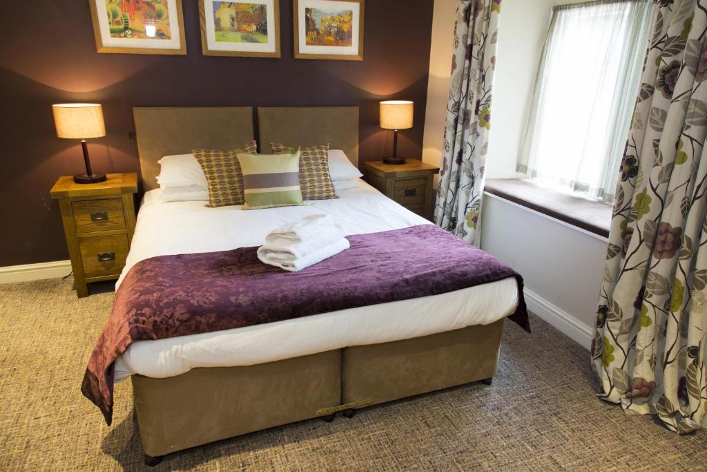 The Colesbourne Inn, Cheltenham | 2024 Updated Prices, Deals