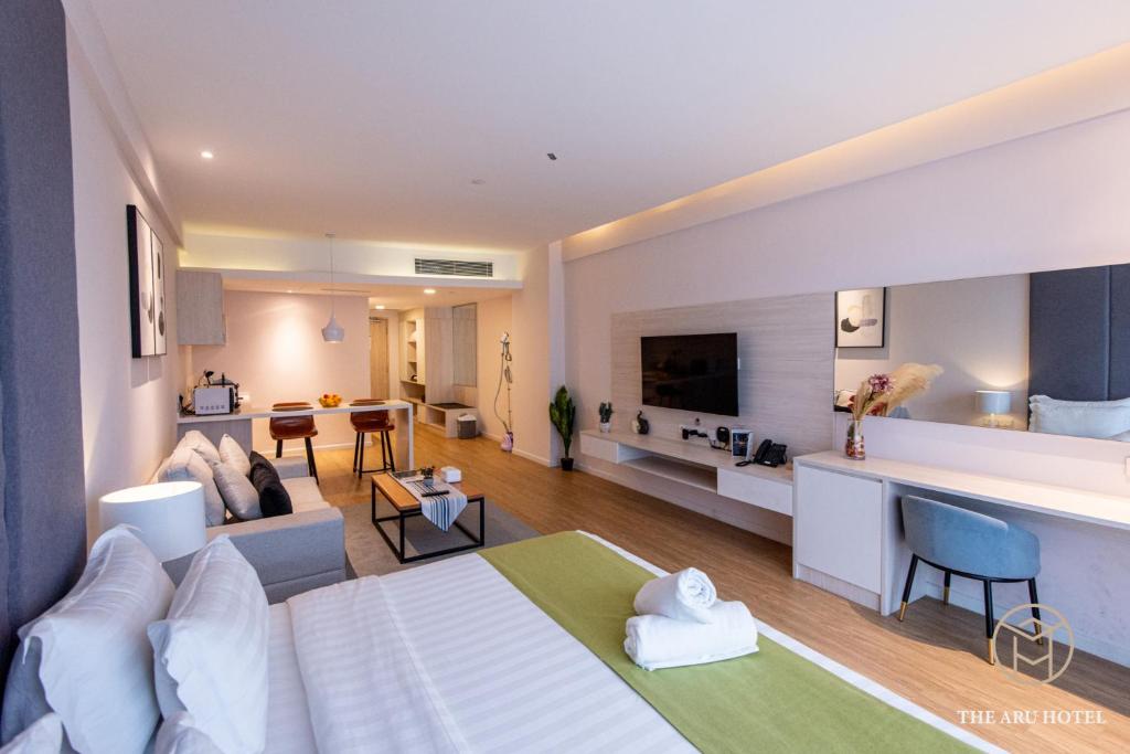 Best Price on The Aru Hotel at Aru Suites in Kota Kinabalu + Reviews!