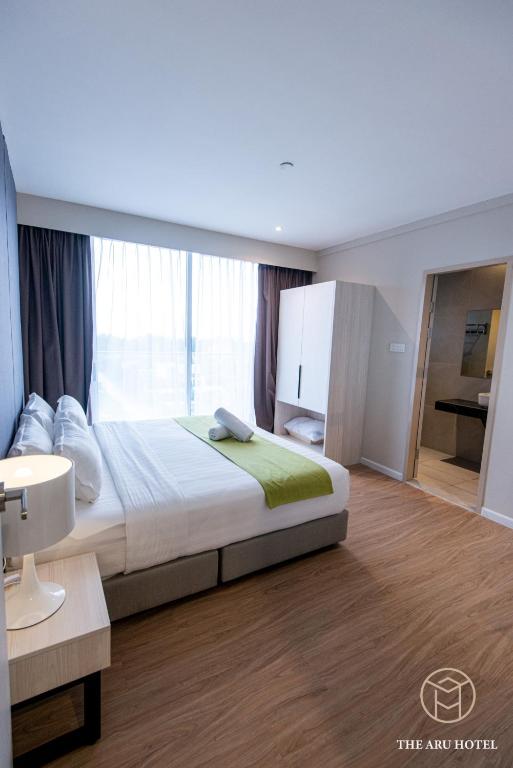 Best Price on The Aru Hotel at Aru Suites in Kota Kinabalu + Reviews!
