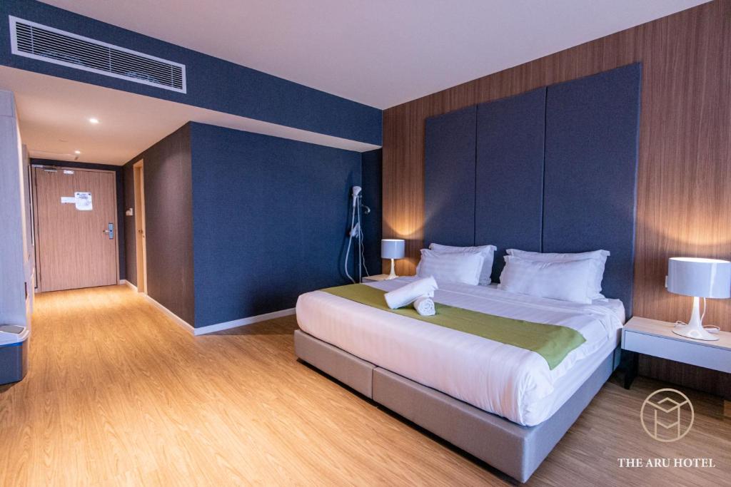Best Price on The Aru Hotel at Aru Suites in Kota Kinabalu + Reviews!