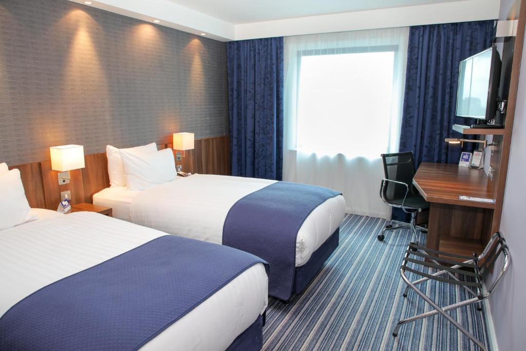 Holiday Inn Express London Heathrow T5, London | 2024 Updated Prices, Deals