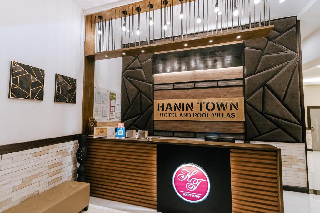 Hanin Town Hotel in Angeles, Philippines - reviews, prices | Planet of ...