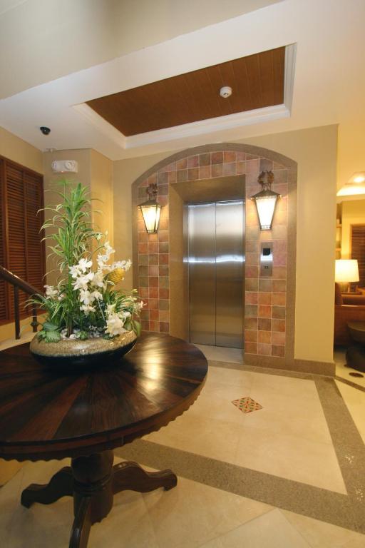 Crown Regency Prince Resort, Boracay Island | 2025 Updated Prices, Deals