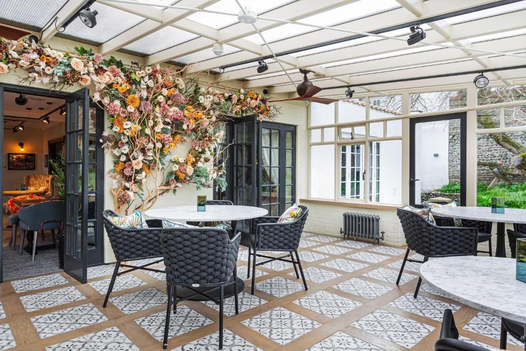 From £60 - The Manor Coastal Hotel & Inn, Blakeney - The Coaching Inn Group