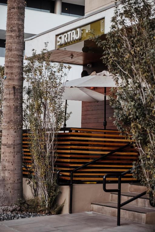 Sirtaj Hotel, Los Angeles (CA) | 2024 Updated Prices, Deals