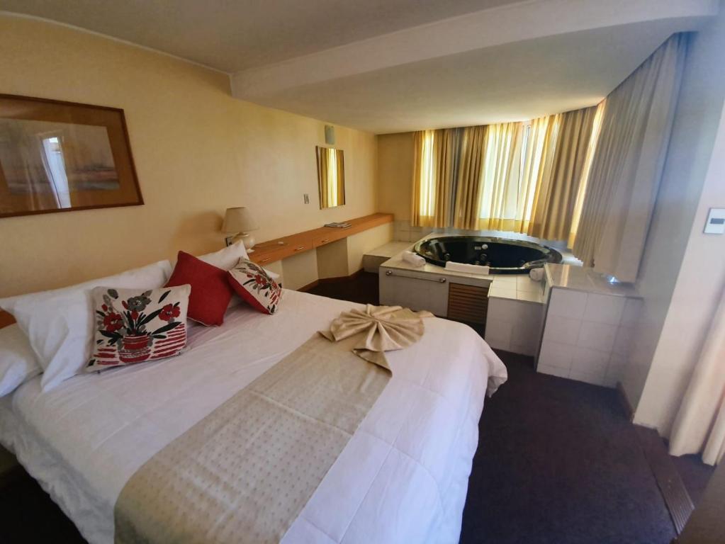 Best Price on Hotel Klee in Montevideo + Reviews!