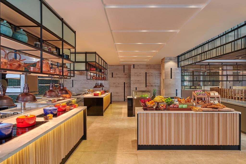 Courtyard Melaka Hotel (Malacca) - Deals, Photos & Reviews