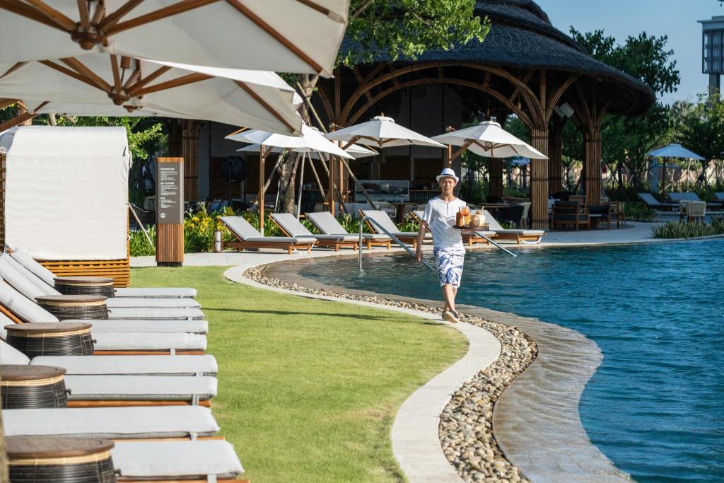 Best Price on New World Hoiana Beach Resort in Hoi An + Reviews!