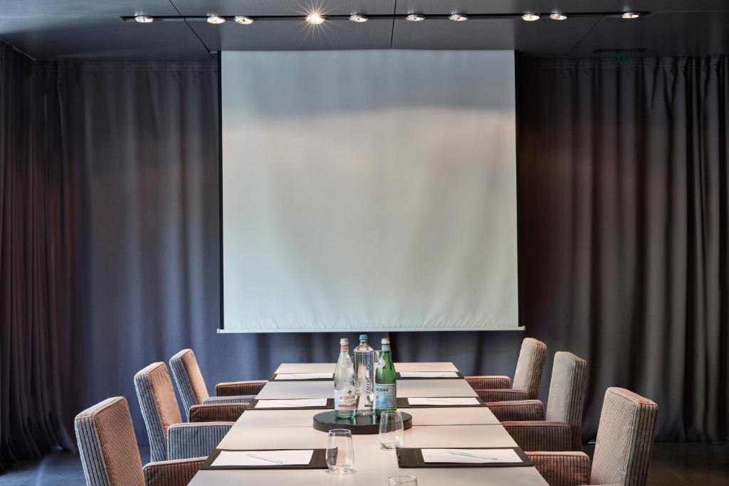 Hotel Athens Life Gallery, Athens | 2024 Updated Prices, Deals