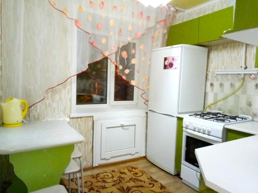 3-х комнатная квартира район ЖД вокзала 기차역 근처 장기 투숙 완벽 아파트 추천 - 호텔바운드