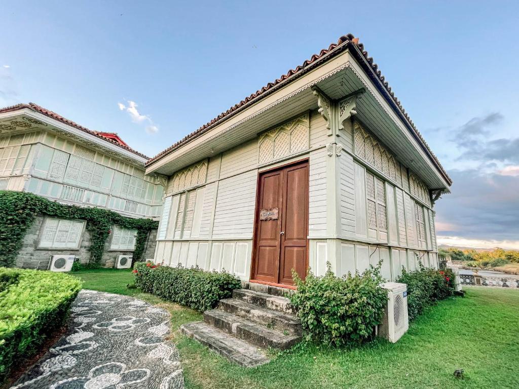 Las Casas Filipinas de Acuzar Resort, Bataan | 2024 Updated Prices, Deals