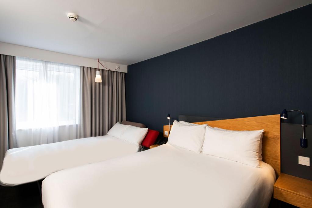 From £31pp - Holiday Inn Express Stoke-On-Trent by IHG, Stoke on Trent