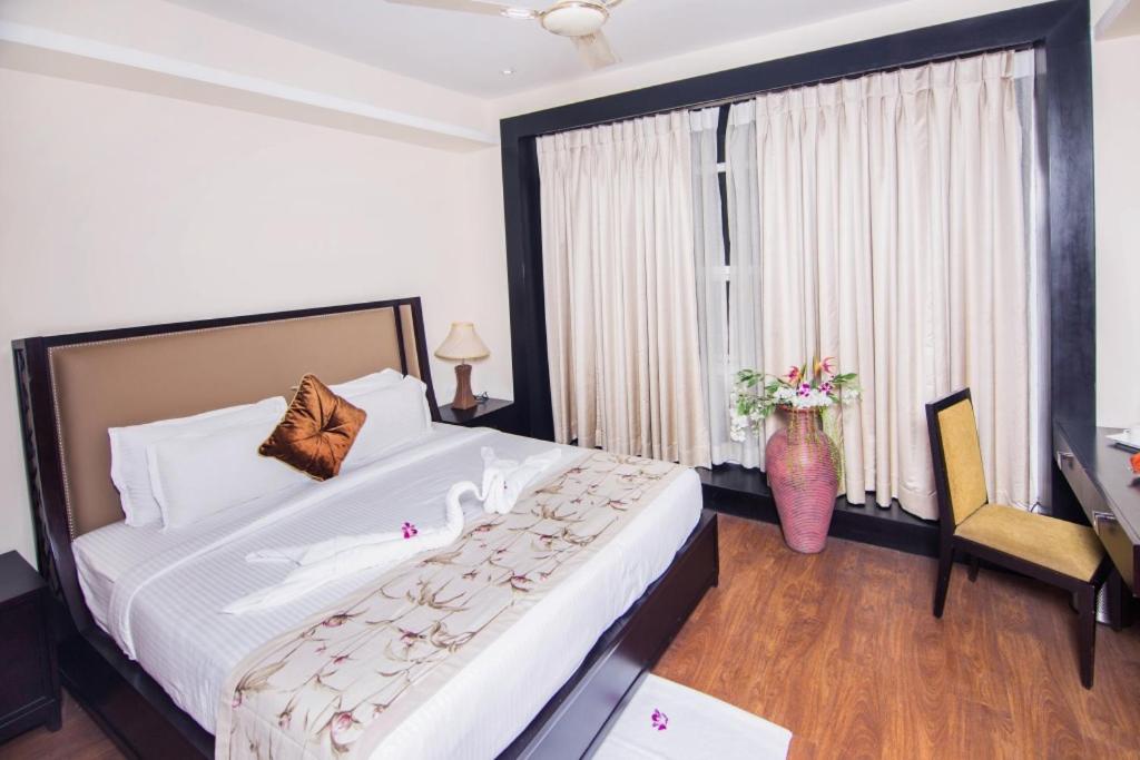 Club Paraiso, Raipur | 2024 Updated Prices, Deals