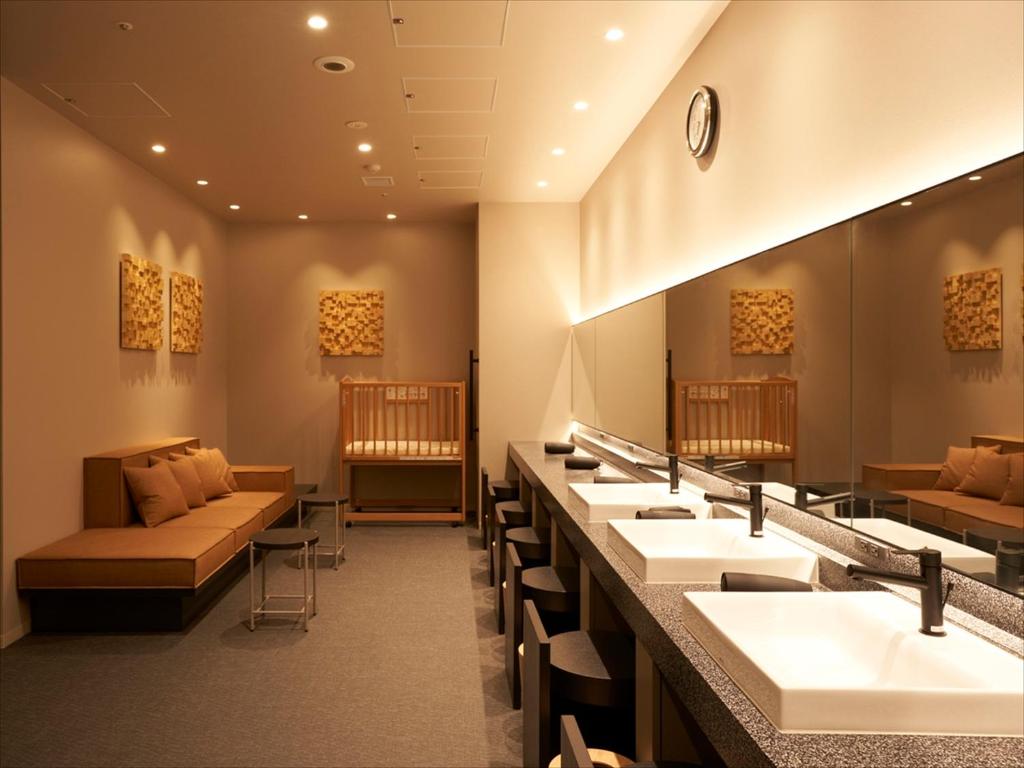 CROSS life Hakata Tenjin Hotel (Fukuoka) - Deals, Photos & Reviews