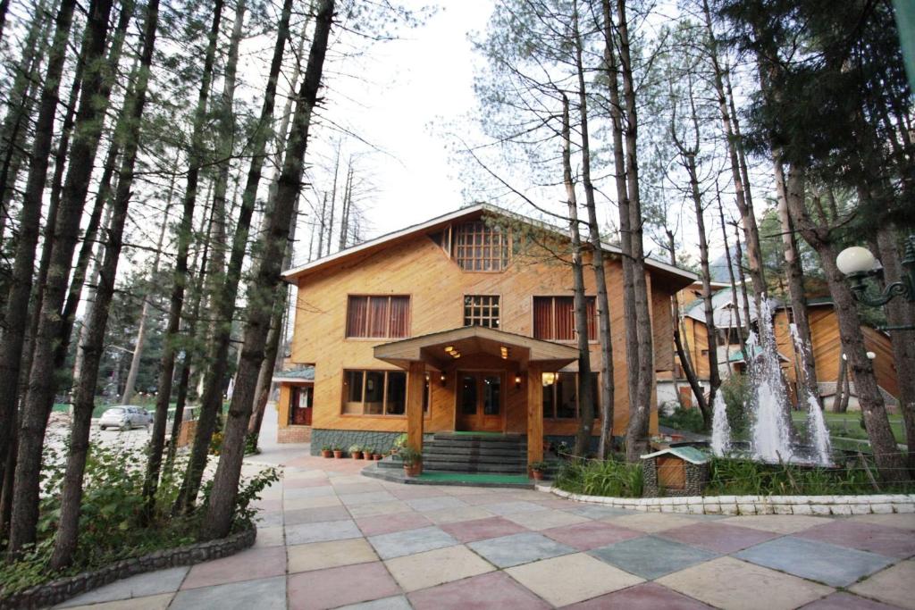 Radisson Golf Resort Pahalgam, Pahalgam | 2024 Updated Prices, Deals