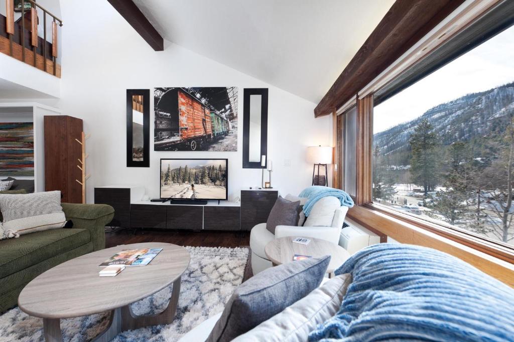 From $40pp - Tamarron Lodge Loft 206 - Iron Horse Hideaway - Durango CO, CO
