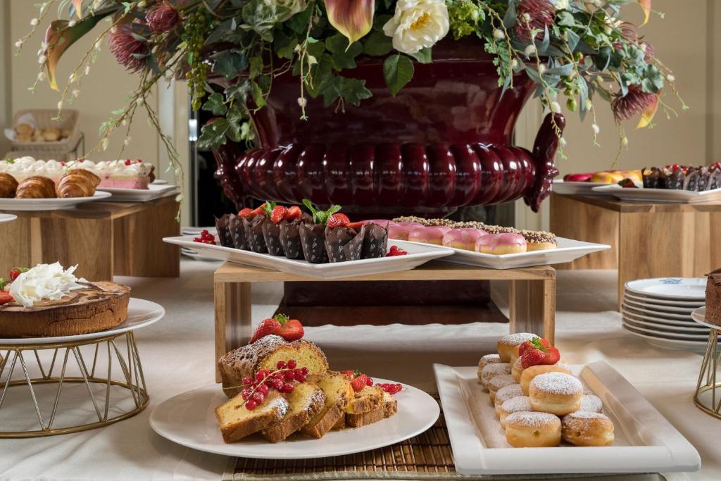 Best Price on National Hotel in Rimini + Reviews!