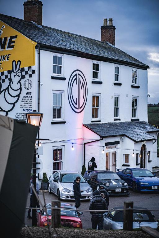 Caffeine&Machine | Cotswolds Guide