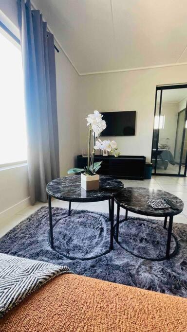 Zipho, Witfield up to 25% OFF - Book Now