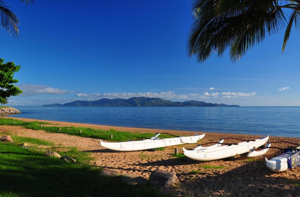 Waters Edge The Strand, Townsville | 2024 Updated Prices, Deals
