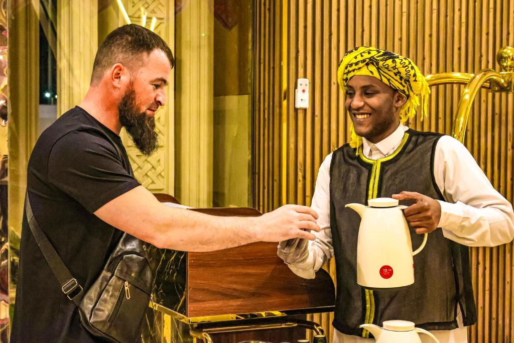 Best Price on Waqf Osman ebn offan Hotel in Medina + Reviews!