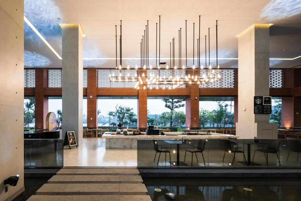 Formosa Yacht Resort Hotel (Tainan) - Deals, Photos & Reviews