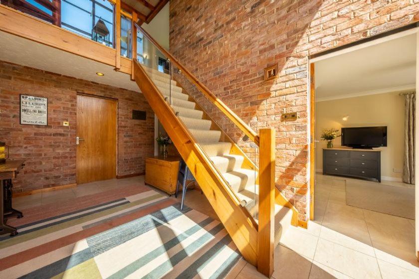 Outside Edge, Burnham Deepdale up to 25% OFF - Book Now