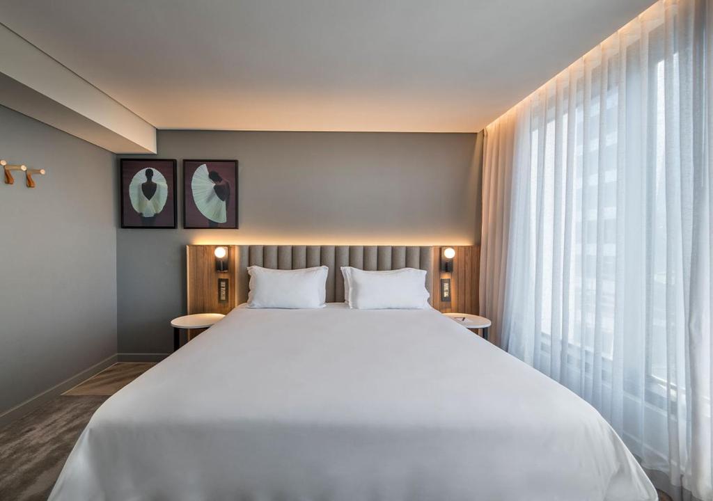 Best Price on The Rockefeller Hotel by NEWMARK in Cape Town + Reviews!
