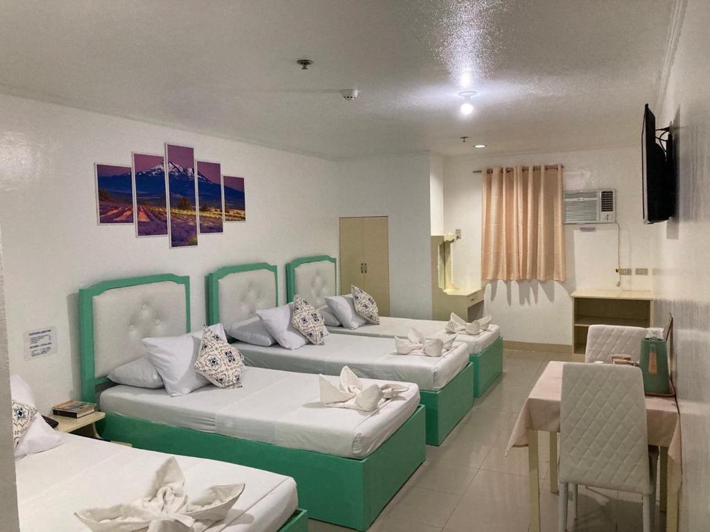Best Price on Demiren Hotel and Restaurant in Cagayan De Oro + Reviews!