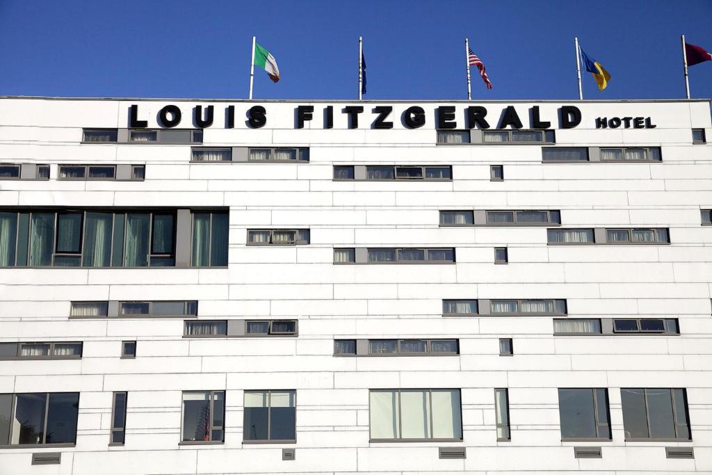 Best Price on Louis Fitzgerald Hotel in Dublin + Reviews!