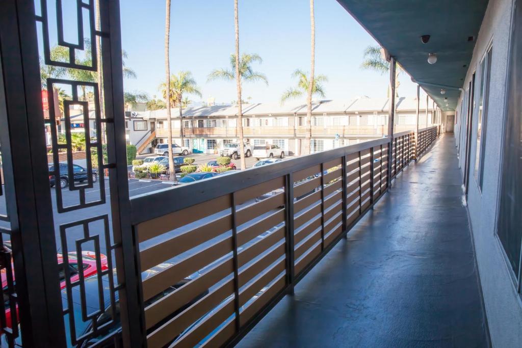 The Dixie Hollywood Hotel, Los Angeles (CA) | 2024 Updated Prices, Deals