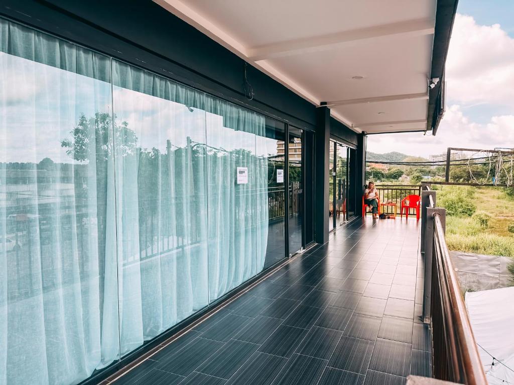 Bed Attitude Hostel Cenang | Langkawi 2024 UPDATED DEALS £8, HD Photos ...