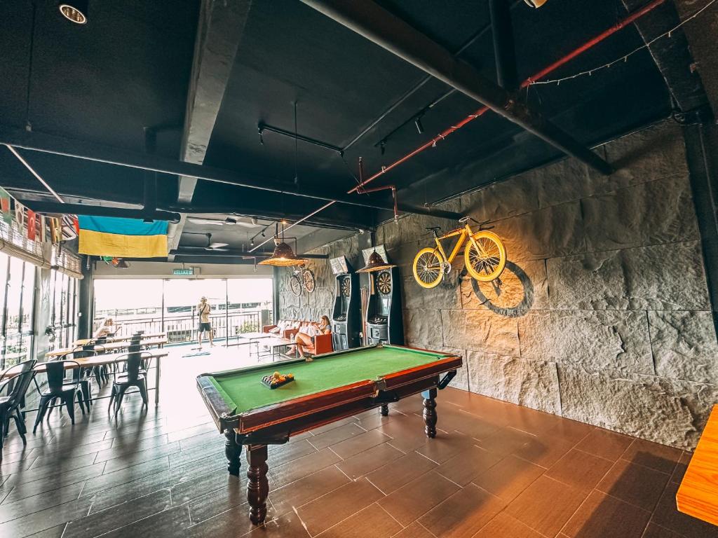 Bed Attitude Hostel Cenang | Langkawi 2025 UPDATED DEALS £8, HD Photos ...